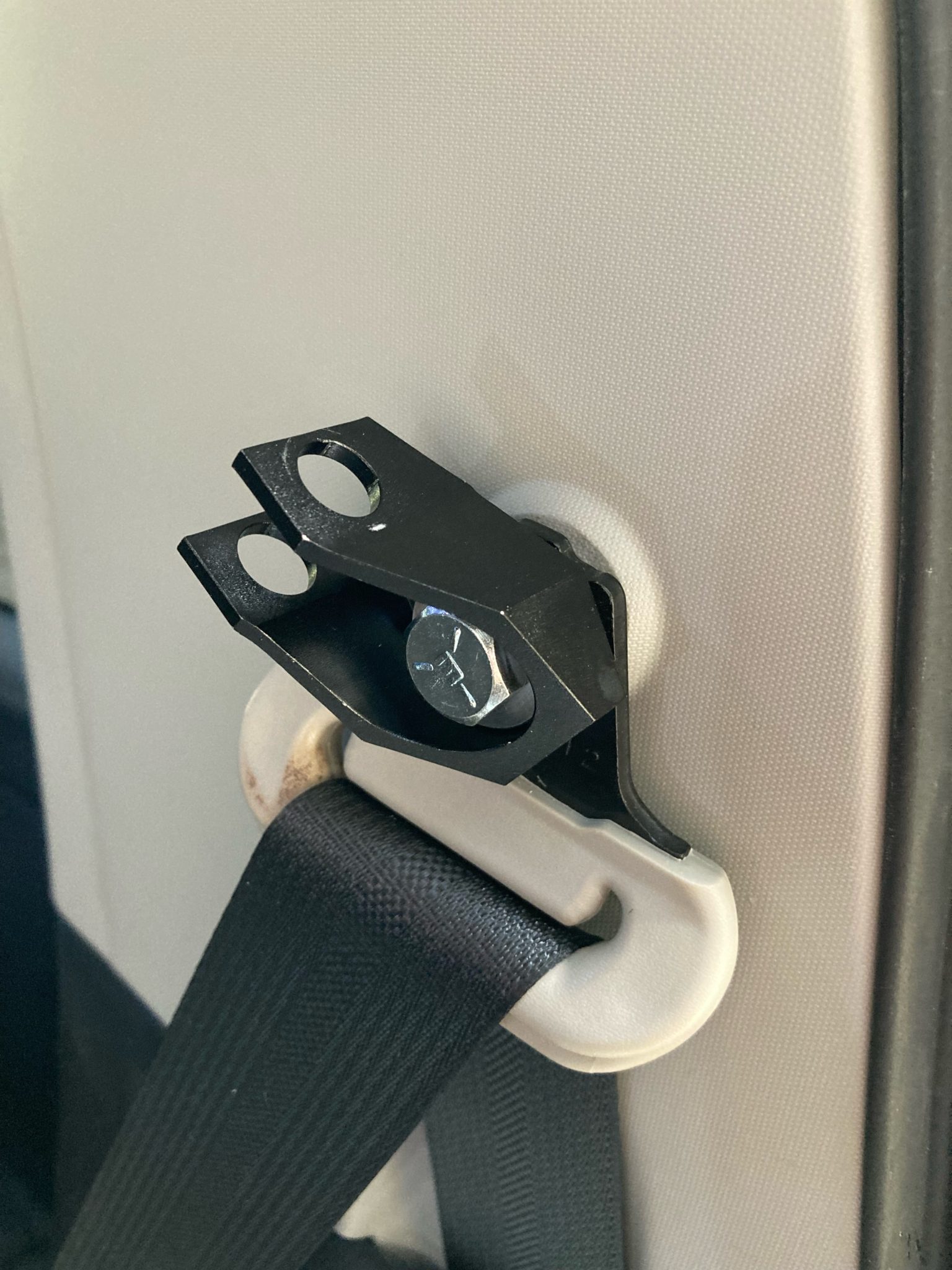 【思っていたよりも効果あり！】ピラーバー装着でボデー剛性アップ | のんびり続けるクルマ好きのブログ